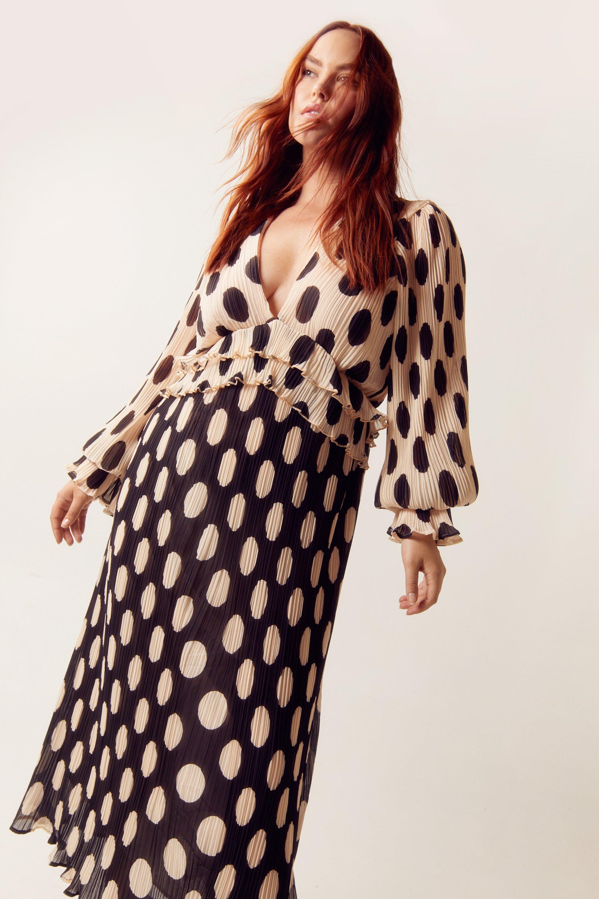 Dresses Plus Size Polka Dot Print Pleated Maxi Dress Nastygal